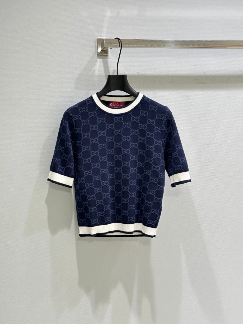 Low-cost Gucci Sweaters
