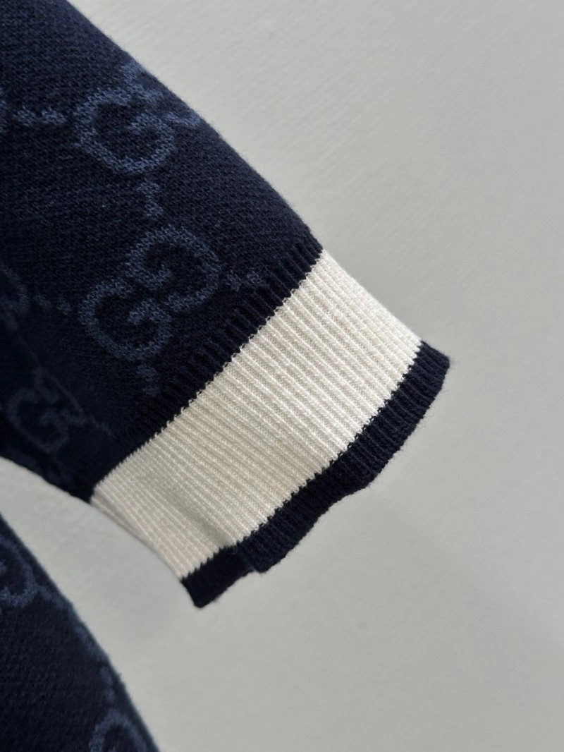 Low-cost Gucci Sweaters