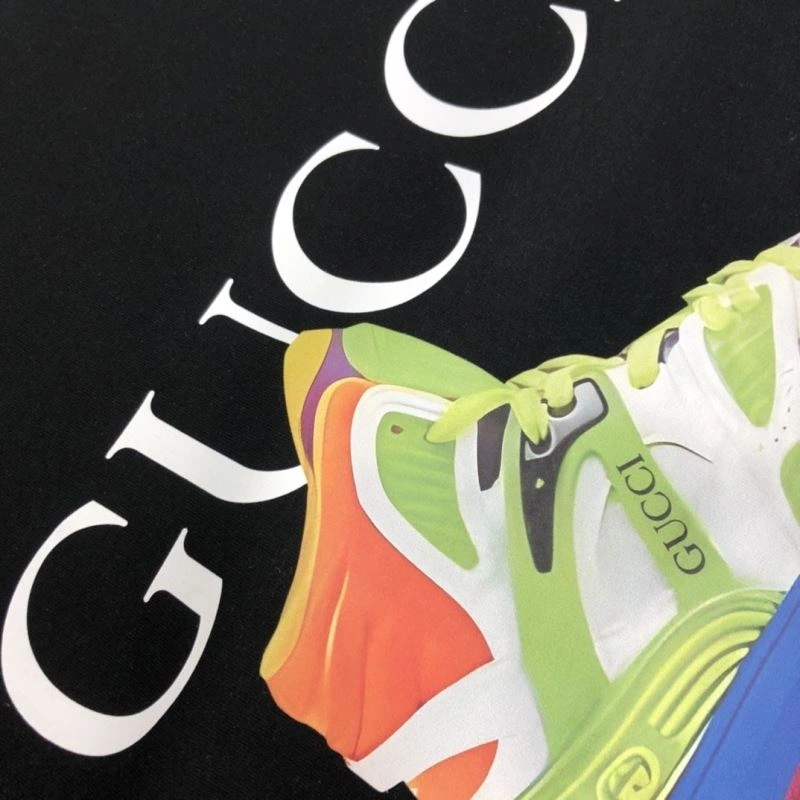 Top mirror Gucci T-Shirts