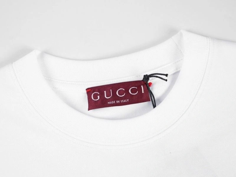 Top match Gucci T-Shirts