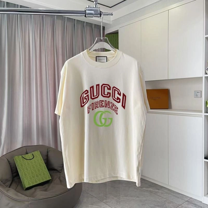 Accurate model Gucci T-Shirts