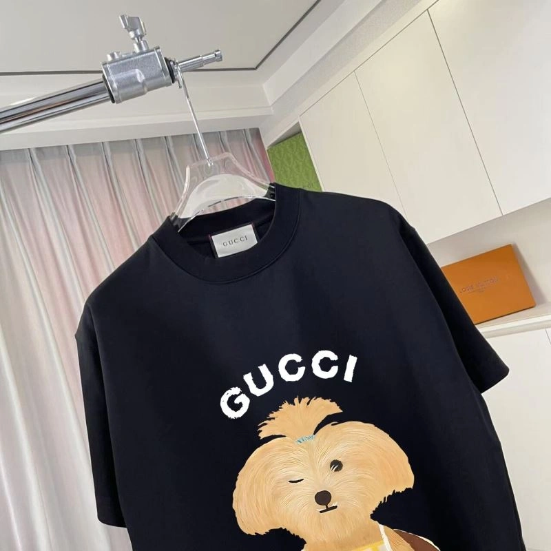 Indistinguishable Gucci T-Shirts