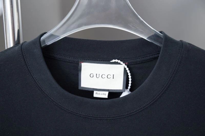 Bargain Gucci T-Shirts