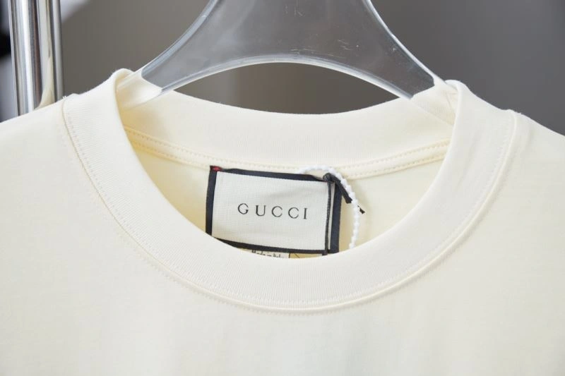 Accurate model Gucci T-Shirts