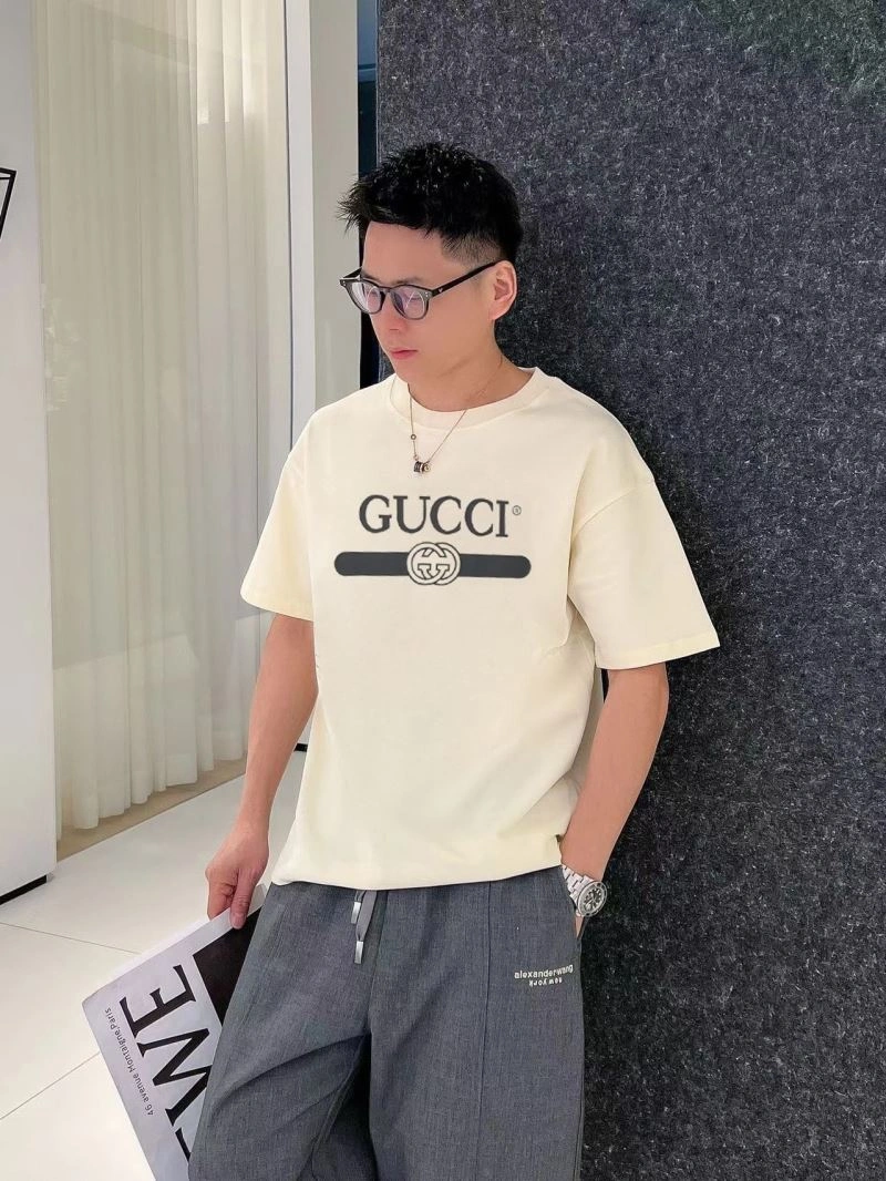 Accurate model Gucci T-Shirts