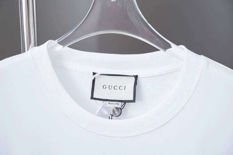 Top match Gucci T-Shirts