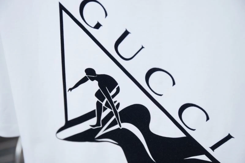 Top match Gucci T-Shirts