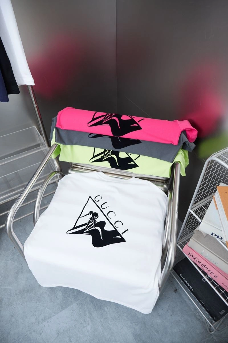 Top match Gucci T-Shirts