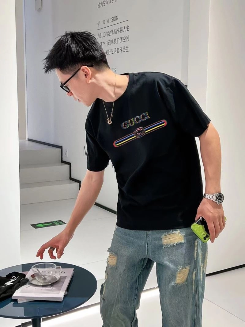 Top mirror Gucci T-Shirts