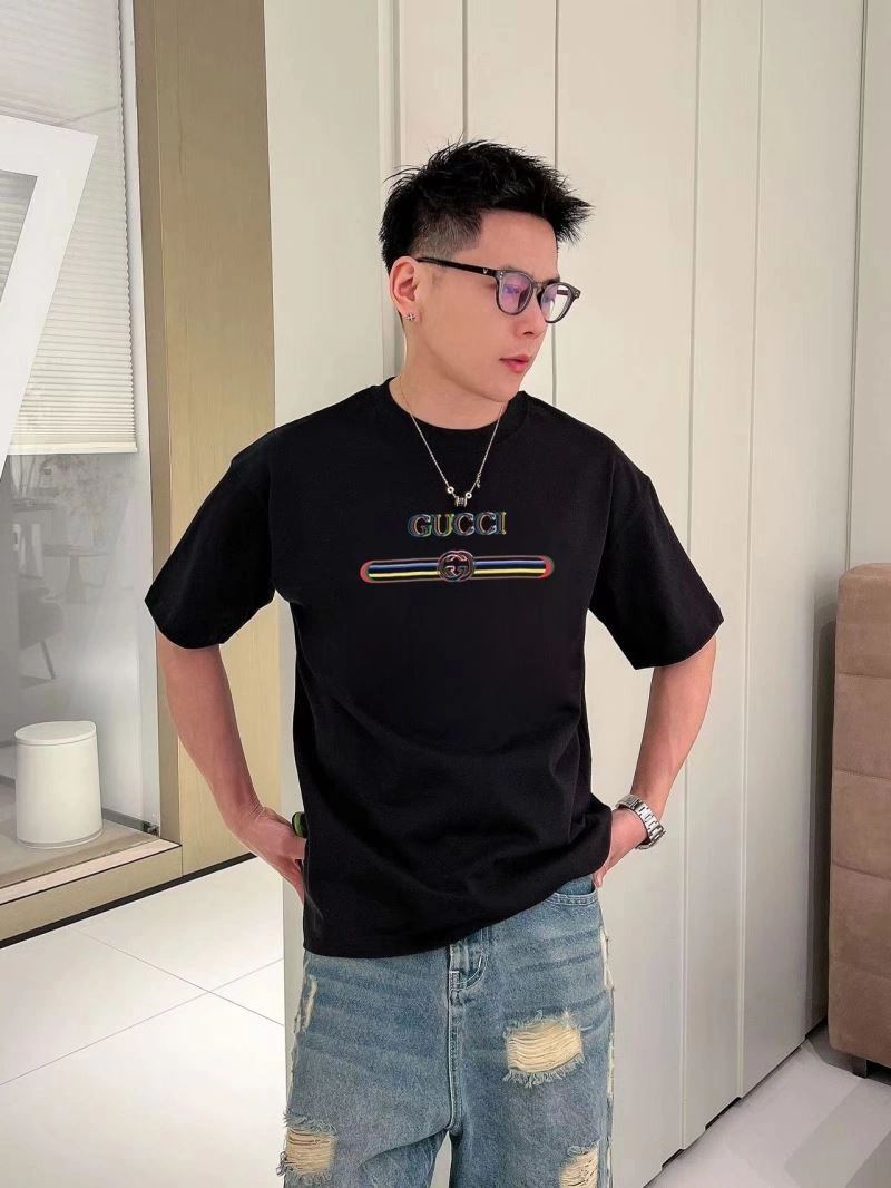 Top mirror Gucci T-Shirts