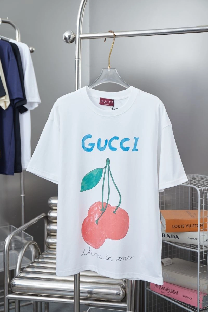 Gucci T-Shirts