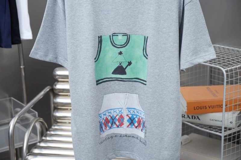 Low-cost Gucci T-Shirts