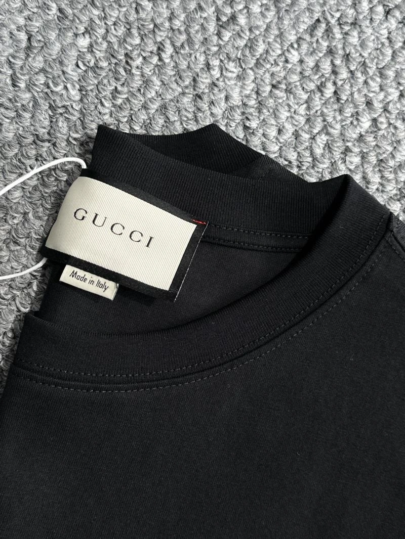 Top mirror Gucci T-Shirts