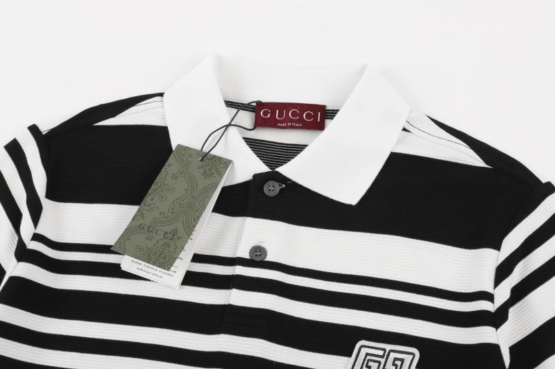 Top mirror Gucci T-Shirts