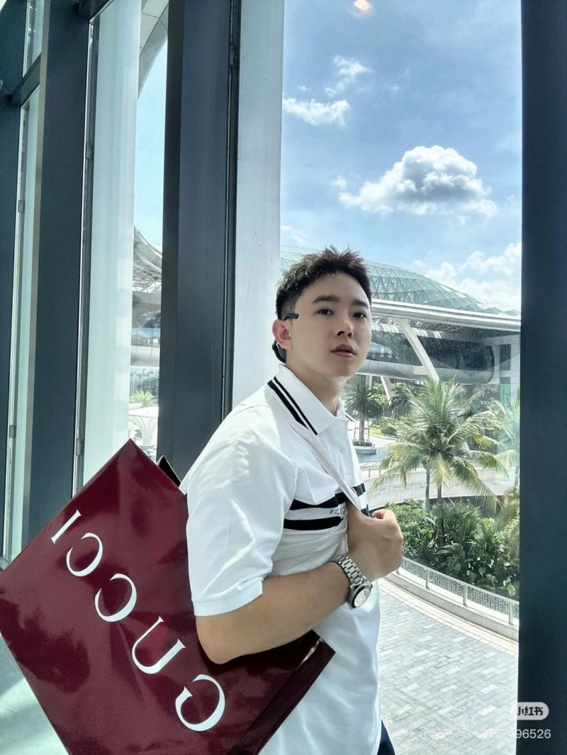 Exact replica Gucci T-Shirts