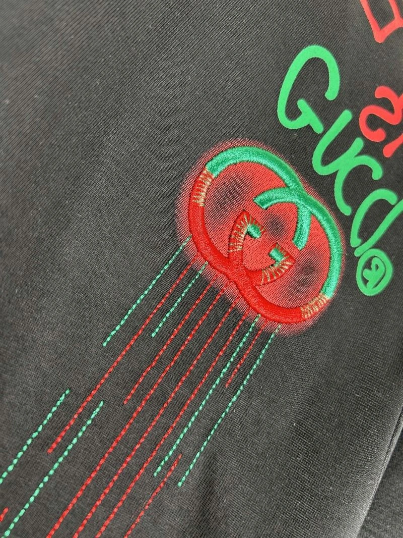 Indistinguishable Gucci T-Shirts