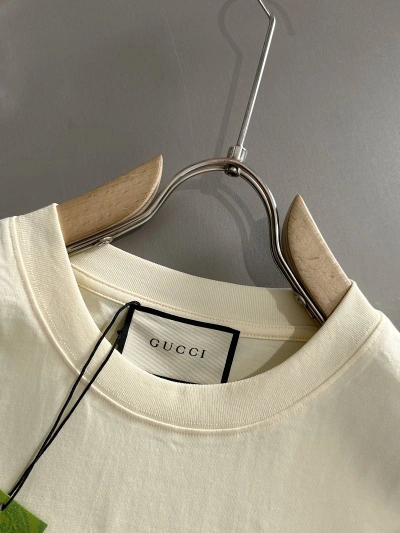 Indistinguishable Gucci T-Shirts
