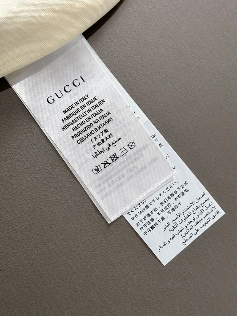 Accurate model Gucci T-Shirts