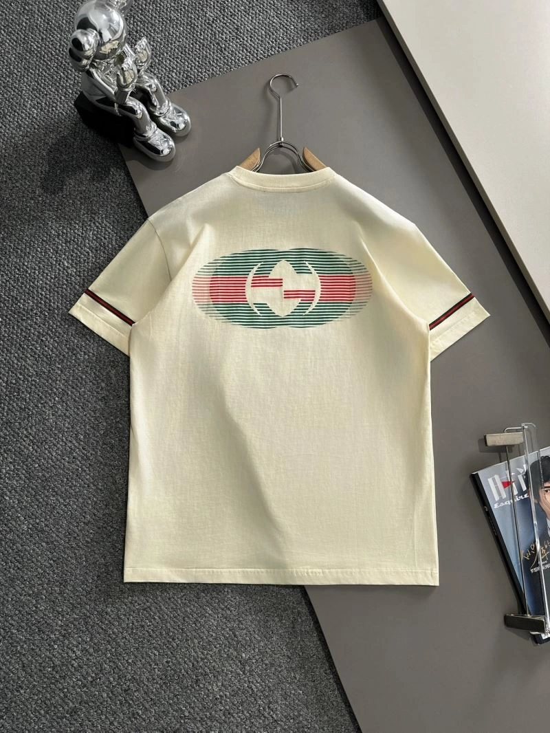 Accurate model Gucci T-Shirts