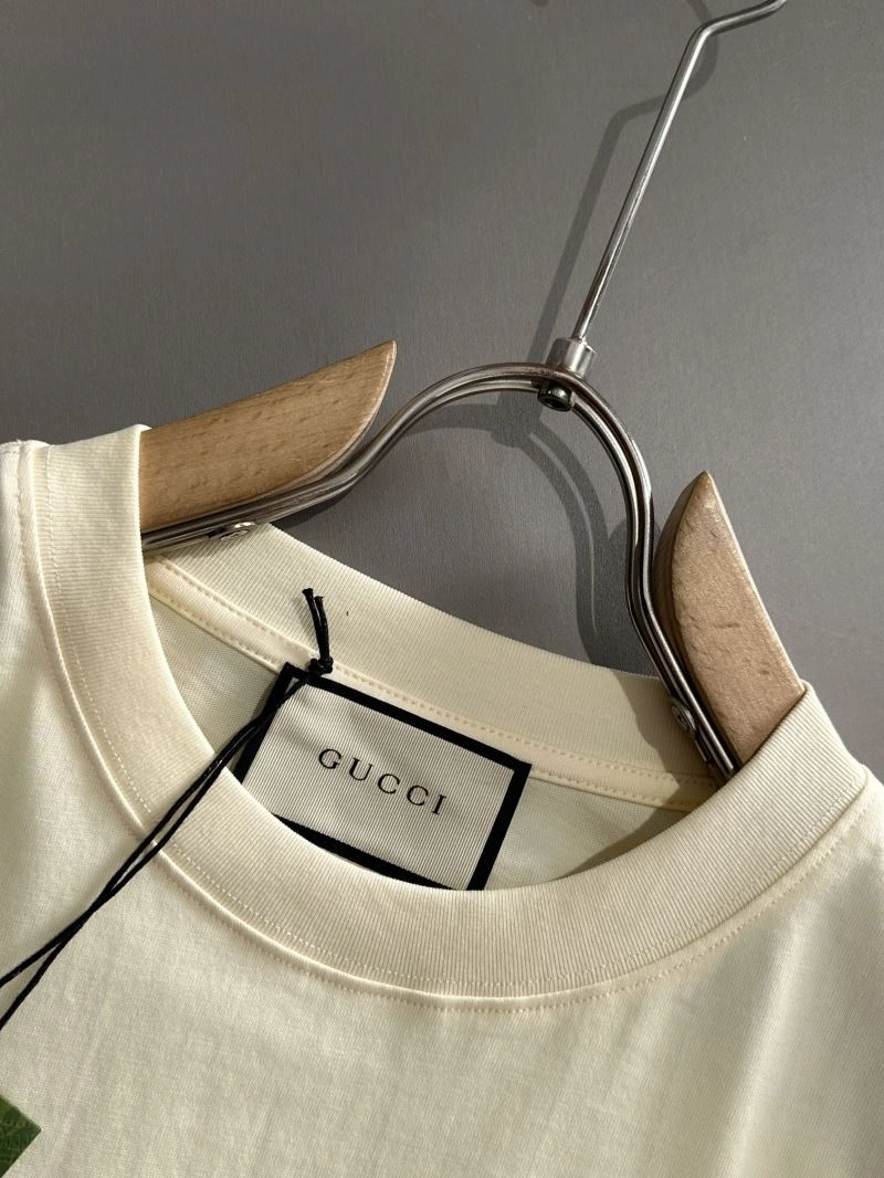 Accurate model Gucci T-Shirts