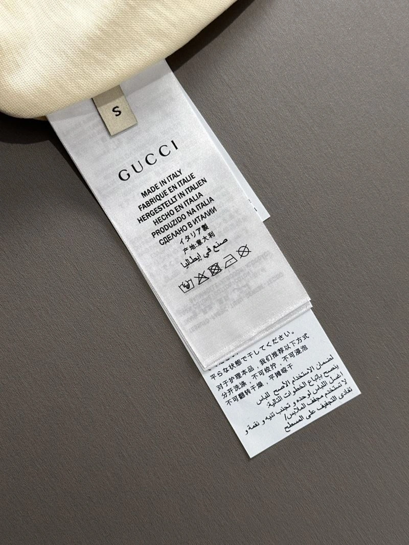 Accurate model Gucci T-Shirts