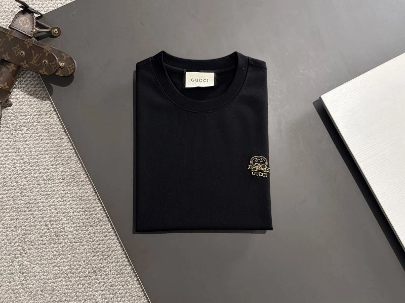 Indistinguishable Gucci T-Shirts