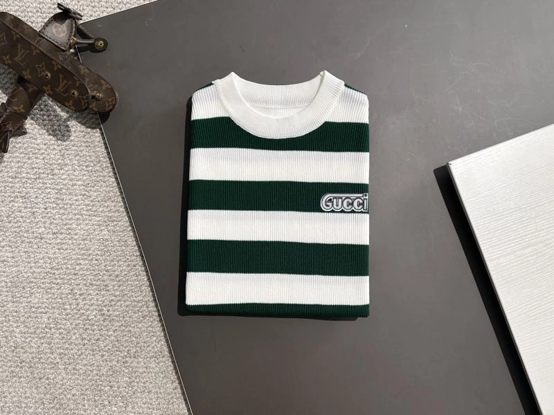 Accurate model Gucci T-Shirts