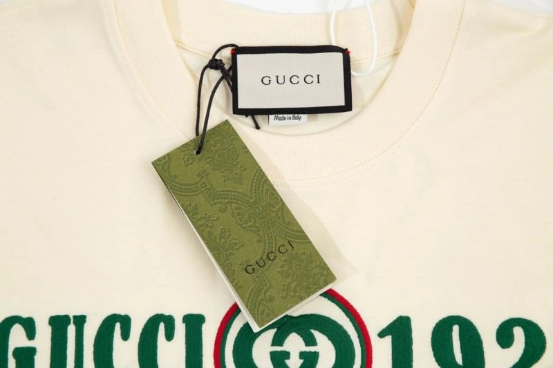 Top match Gucci T-Shirts