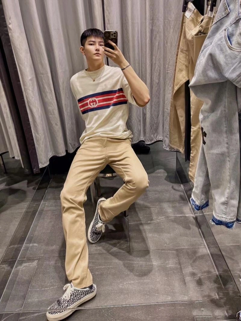 Top match Gucci T-Shirts