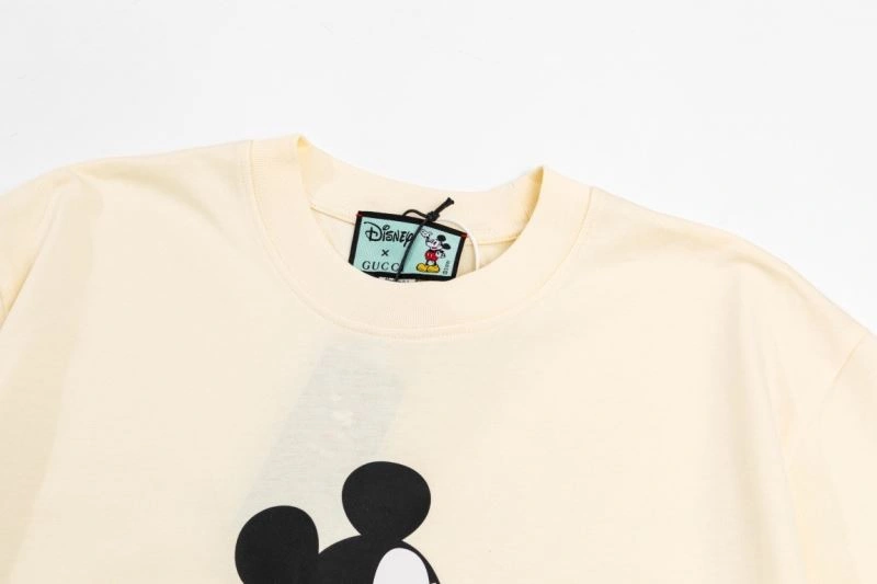 Top mirror Gucci T-Shirts