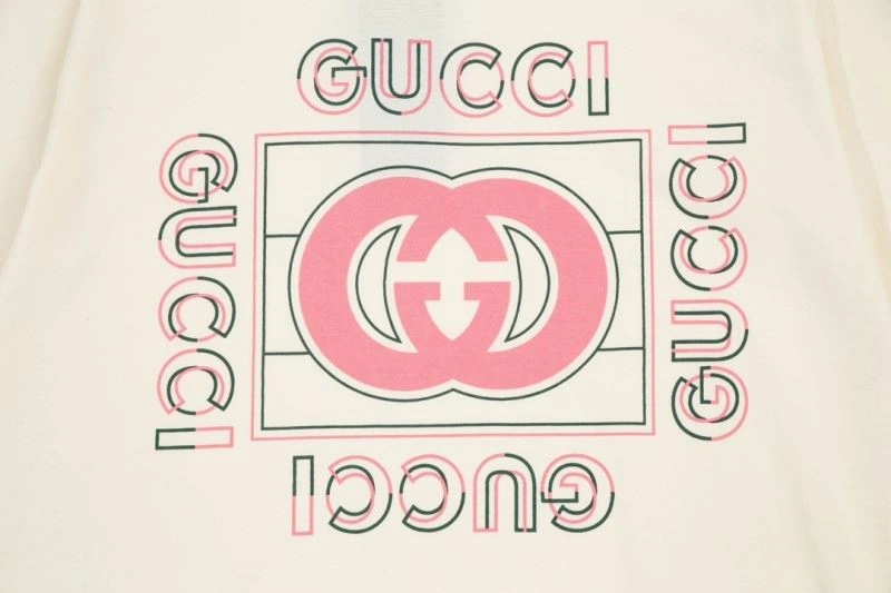 Accurate model Gucci T-Shirts
