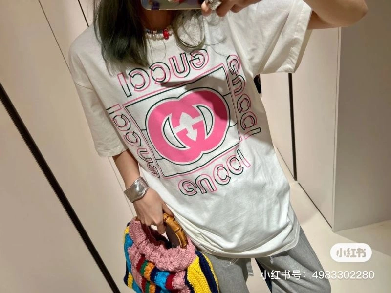 Accurate model Gucci T-Shirts