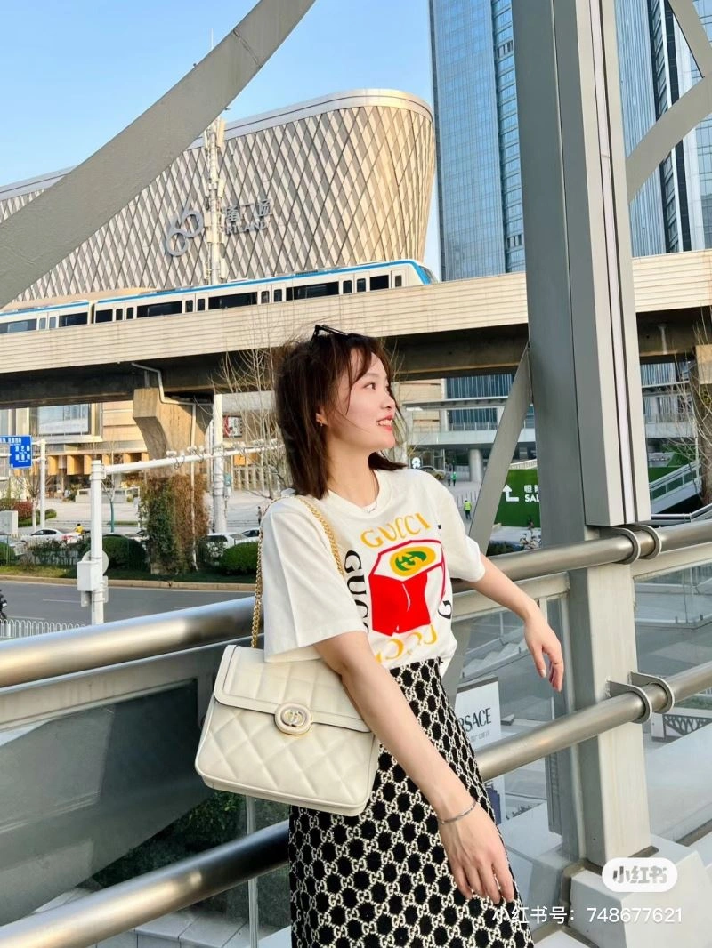 Bargain Gucci T-Shirts