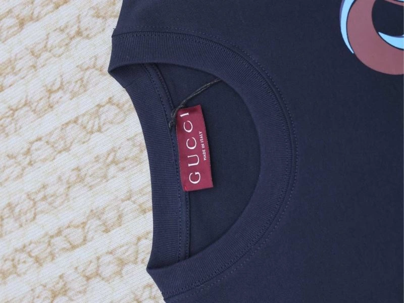 Top mirror Gucci T-Shirts