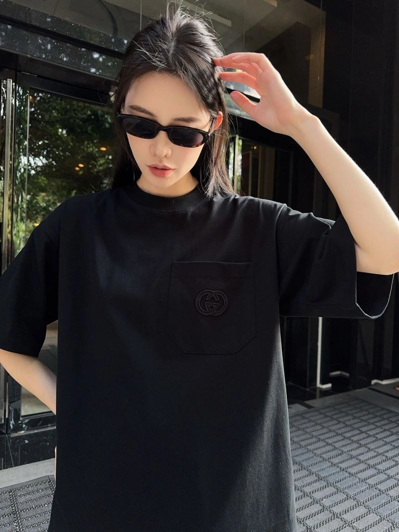 Value-priced Gucci T-Shirts