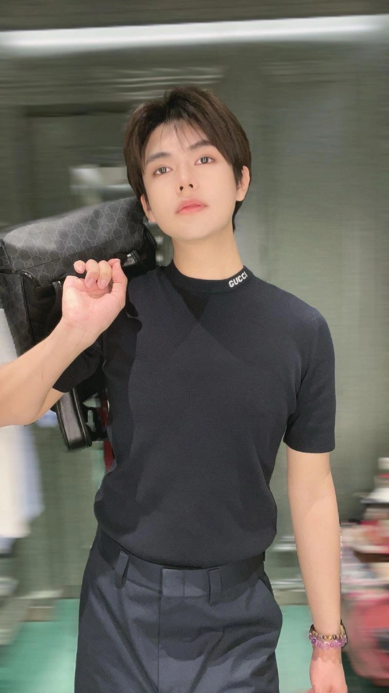 1:1 copy Gucci T-Shirts