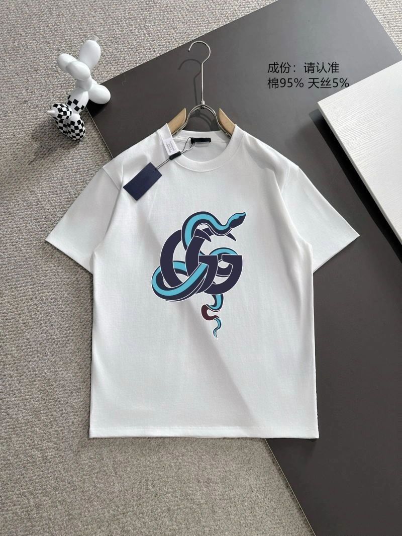 Top match Gucci T-Shirts