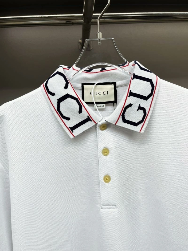 Top match Gucci T-Shirts