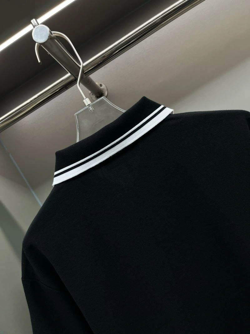 Indistinguishable Gucci T-Shirts