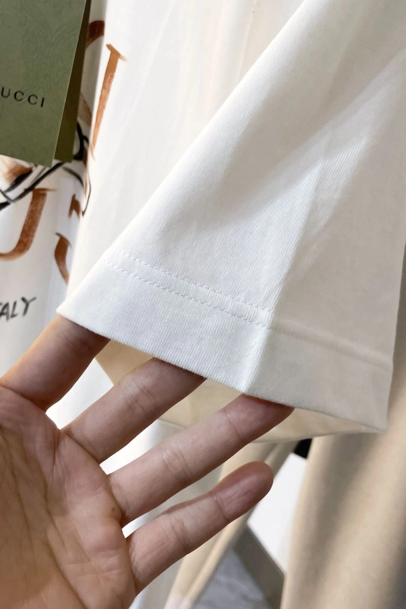 Top mirror Gucci T-Shirts