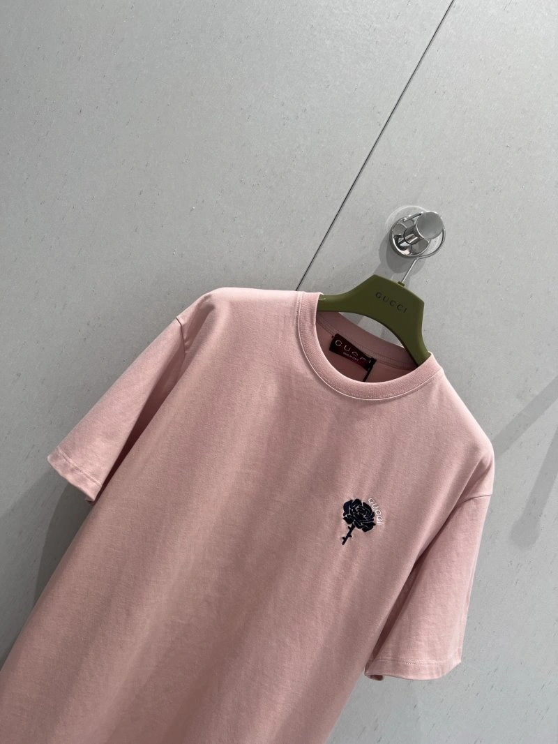 Reasonably priced Gucci T-Shirts