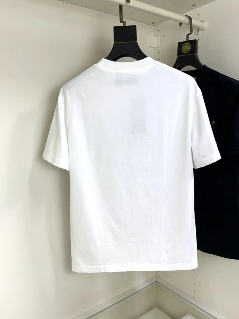Reasonably priced Gucci T-Shirts