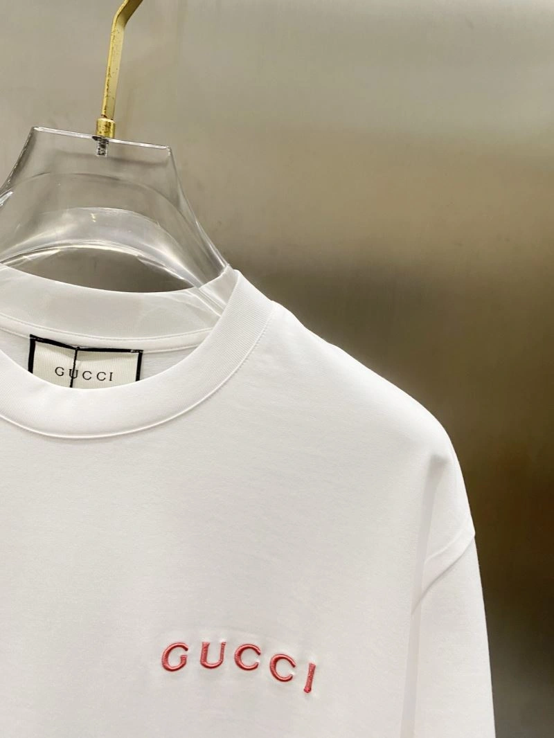 Top mirror Gucci T-Shirts