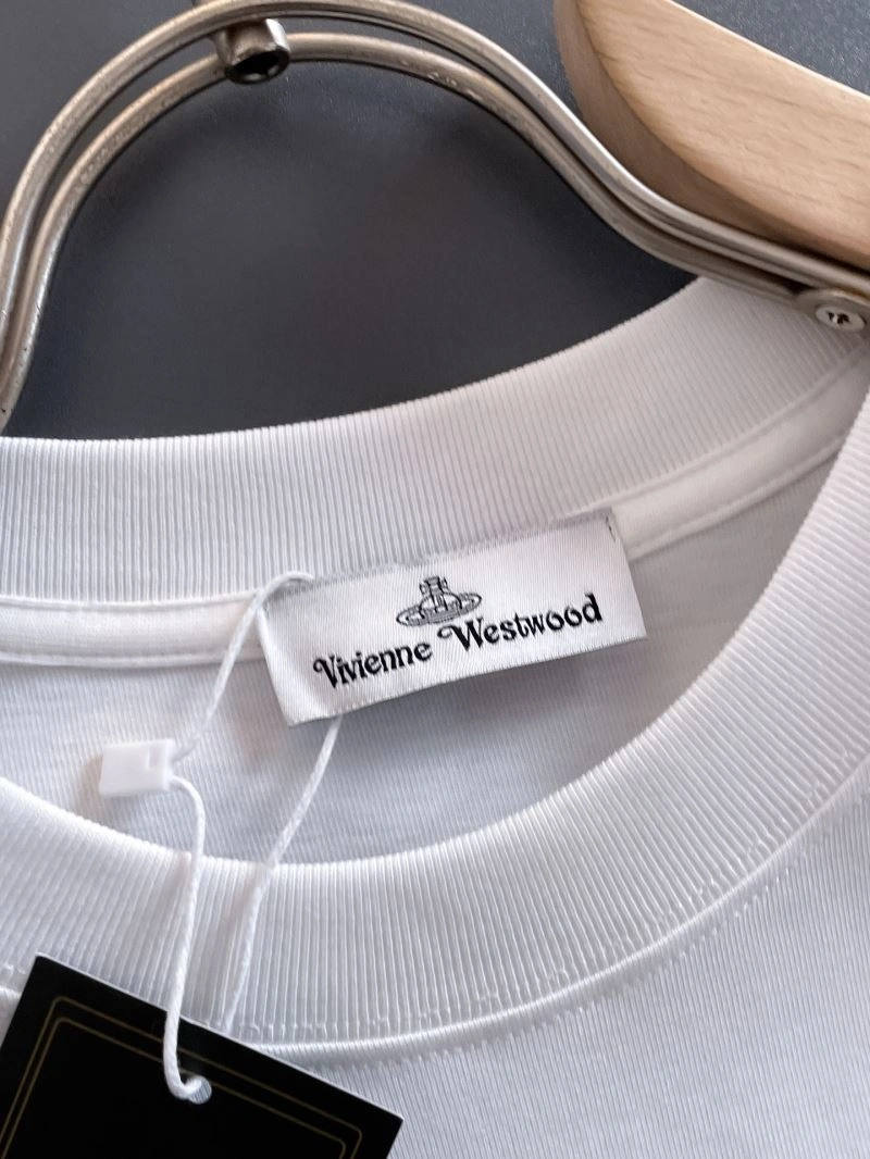 Indistinguishable Gucci T-Shirts