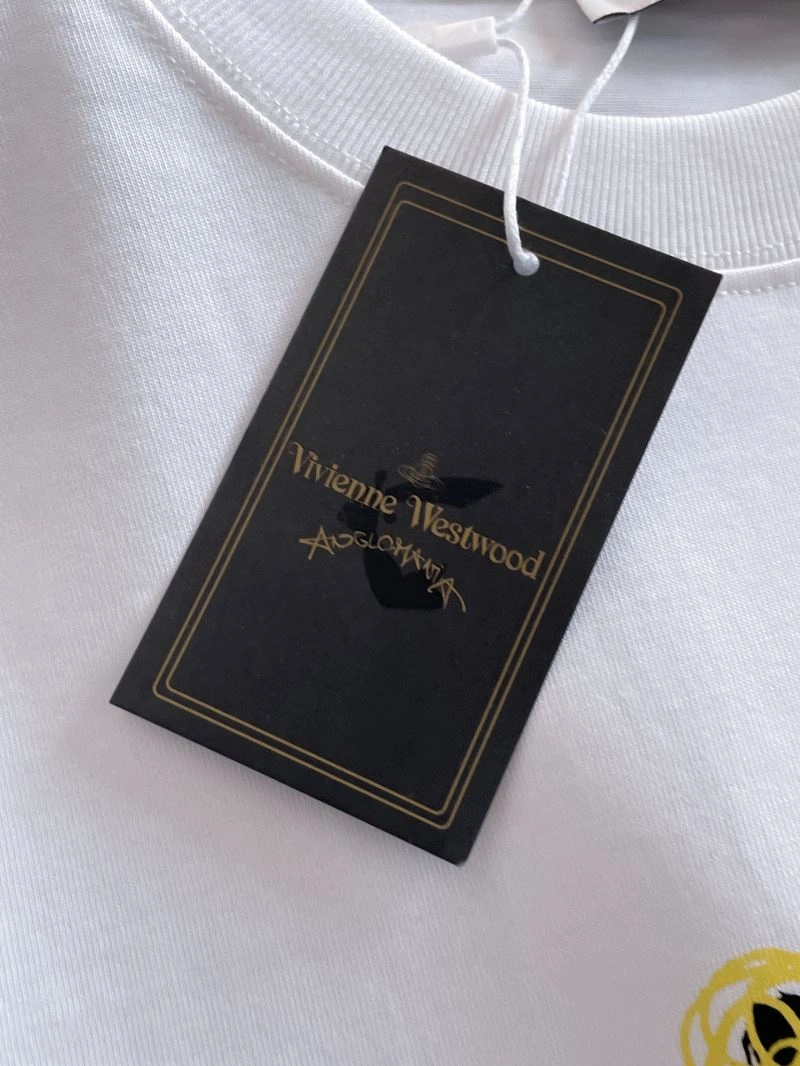 Indistinguishable Gucci T-Shirts