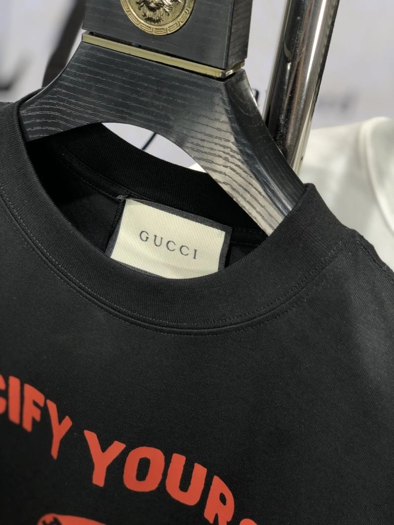 Bargain Gucci T-Shirts