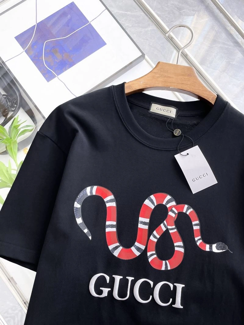 Perfect replica Gucci T-Shirts