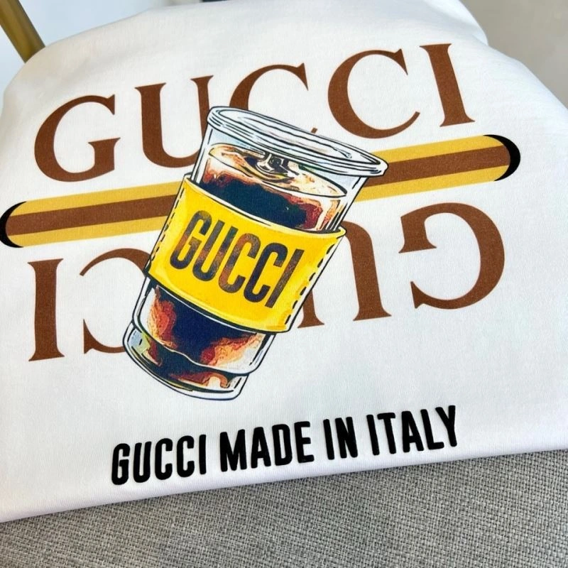 Accurate model Gucci T-Shirts