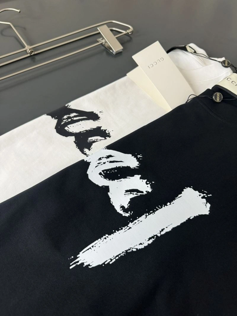 Indistinguishable Gucci T-Shirts