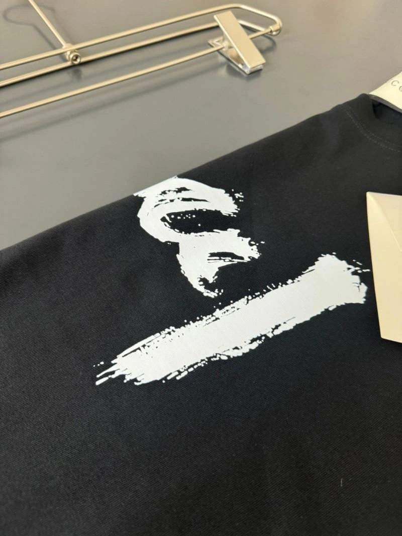 Indistinguishable Gucci T-Shirts